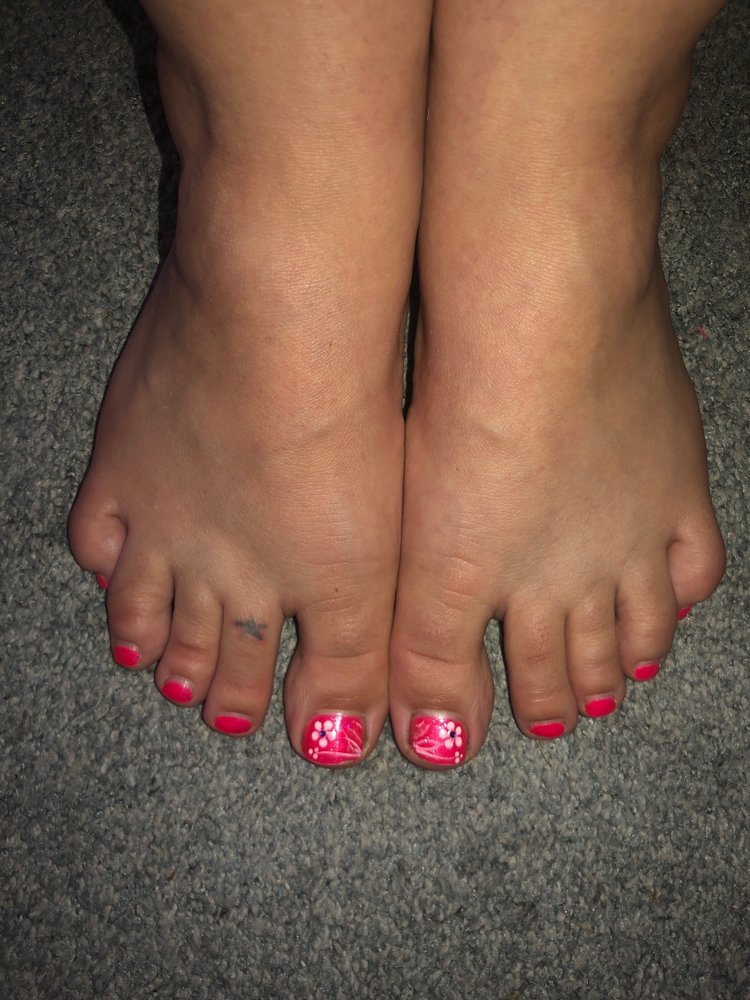 TIPS & TOES SALON - Updated August 2024 - 37 Photos & 35 Reviews - 1045 ...