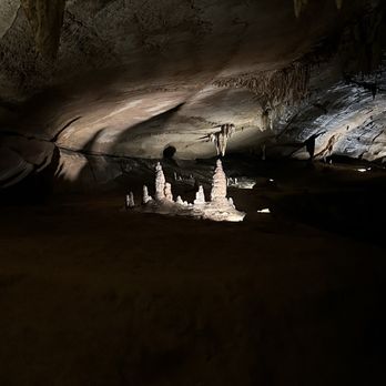 BLUESPRING CAVERNS PARK - Updated October 2025 - 165 Photos & 48 ...