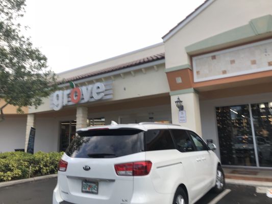 THE GROVE KOSHER MARKET - 54 Photos & 46 Reviews - Grocery - 22191 ...