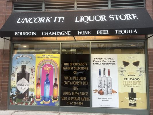 UNCORK IT! - Updated December 2025 - 22 Photos & 104 Reviews - 353 E ...