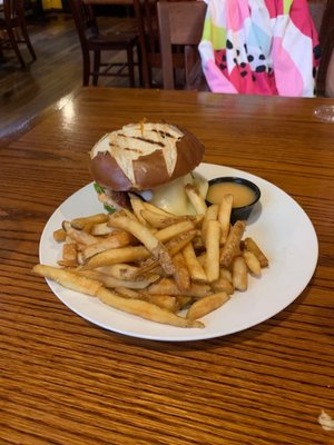 TEN STONE BAR & RESTAURANT - Updated August 2025 - 53 Photos & 321 ...