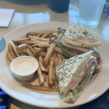 COOL RIVER CAFE - Updated July 2025 - 403 Photos & 456 Reviews - 8091 ...
