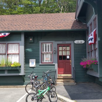 PRIDES CROSSING CONFECTIONS - Updated January 2026 - 28 Reviews - 590 ...