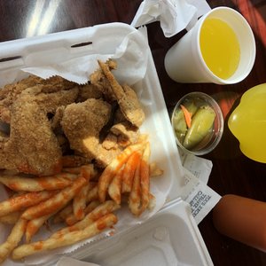 E-ZEE FISH & CHICKEN - 84 Photos & 22 Reviews - 4330 N State St ...