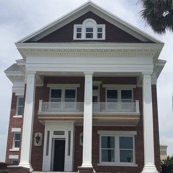 BOSTON HOUSE - Updated December 2025 - 239 S Indian River Dr, Fort ...