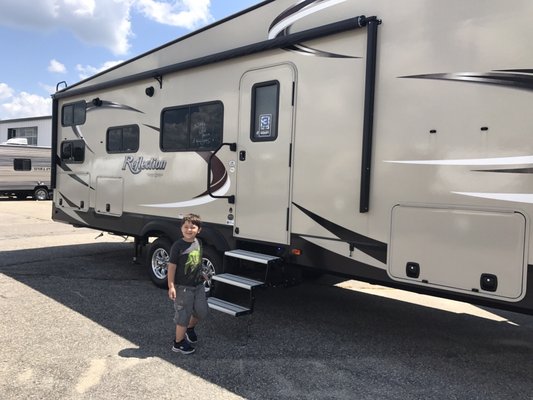 BROWN’S RV SUPER STORE - Updated December 2025 - 19 Photos & 53 Reviews ...