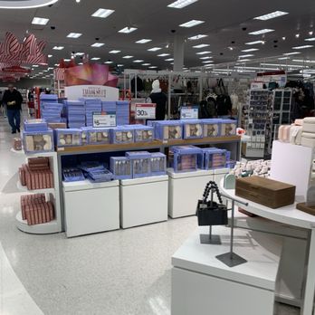 TARGET - Updated December 2025 - 39 Photos & 65 Reviews - 124 E Jericho ...