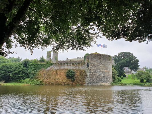 CHÂTEAU DE CORLAY - 2 Pl du Château, Corlay, Côtes-d'Armor, France ...