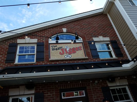 JIGGER’S PUB - Updated April 2024 - 17 Photos & 61 Reviews - 5835 ...