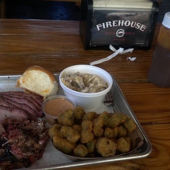FIREHOUSE QUE & BREW - Updated March 2025 - 340 Photos & 583 Reviews ...