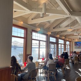 KINGFISH - Updated July 2025 - 229 Photos & 192 Reviews - 601 W ...