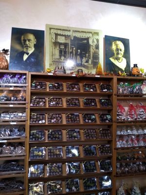MIESSE CANDIES - Updated October 2024 - 29 Photos & 11 Reviews - 118 N ...