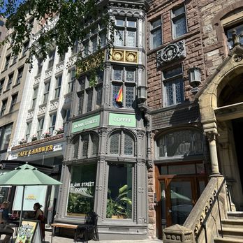 BLANK STREET COFFEE - Updated July 2024 - 87 Photos & 49 Reviews - 647 ...