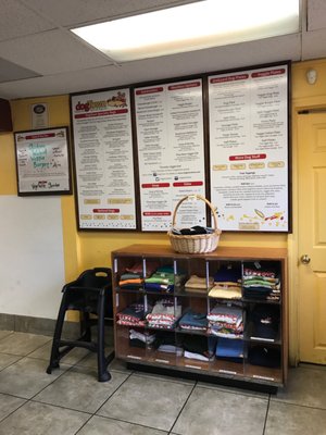DOGTOWN - 467 Photos & 680 Reviews - Hot Dogs - 691 Monroe Ave ...