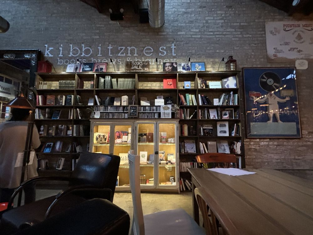 KIBBITZNEST BOOKS, BREWS & BLARNEY - Updated December 2025 - 448 Photos ...