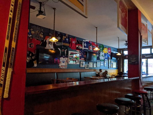 THE ANGRY BEAVER - CLOSED - Updated May 2024 - 144 Photos & 229 Reviews ...