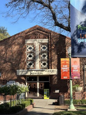 SACRAMENTO PUBLIC LIBRARY - MCKINLEY - Updated October 2025 - 36 Photos ...