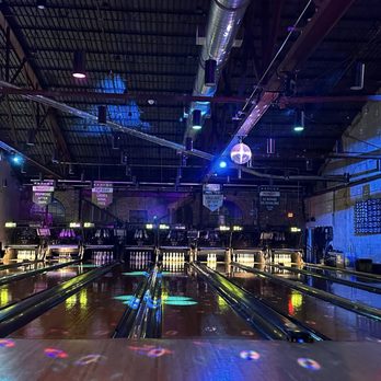 PRIMROSE LANES - Updated July 2025 - 452 Photos & 115 Reviews - 400 N ...