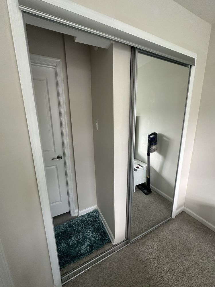 BIRDS BUILD NESTS - Updated April 2024 - 43 Photos - Chicago, Illinois ...