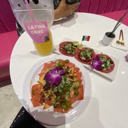 PINK & BOUJEE - 235 Photos & 91 Reviews - 1908 E 1st St, Los Angeles ...