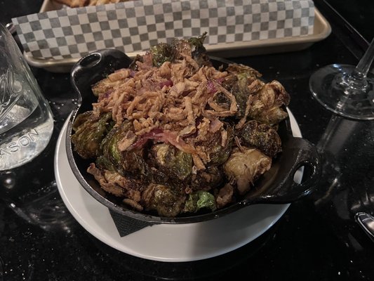 OLDE DOMINION TAVERN - 23 Photos & 19 Reviews - 5351 Merchants View Sq ...