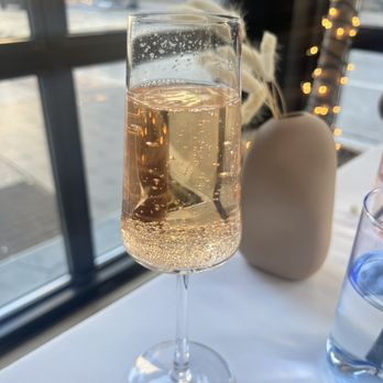 SASSETTA - Updated July 2024 - 141 Photos & 72 Reviews - 1530 Main St ...