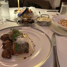 THE RUXTON - Updated December 2024 - 514 Photos & 114 Reviews - 720 ...