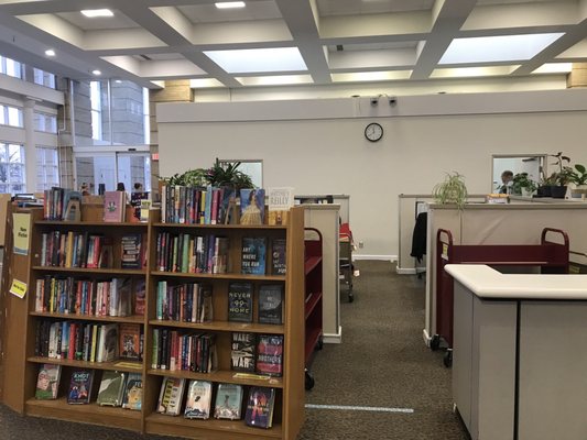 UPPER ARLINGTON PUBLIC LIBRARY - Updated December 2025 - 26 Photos & 21 ...