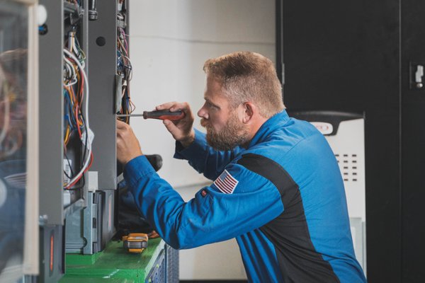 SUNNY SERVICE - Updated December 2025 - 48 Photos & 54 Reviews - 1500 ...