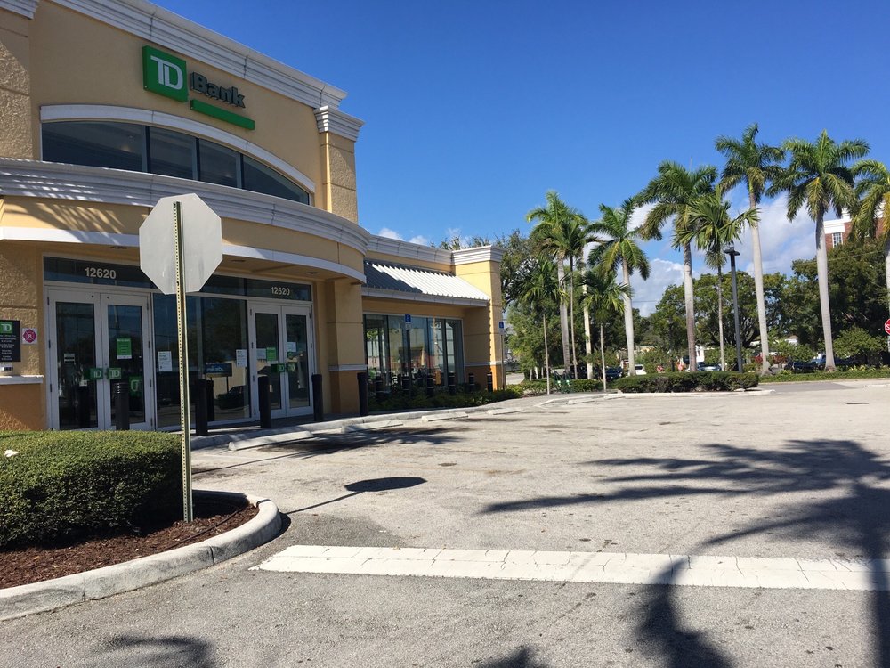 TD BANK - Updated January 2025 - 16 Reviews - 12620 Biscayne Blvd ...