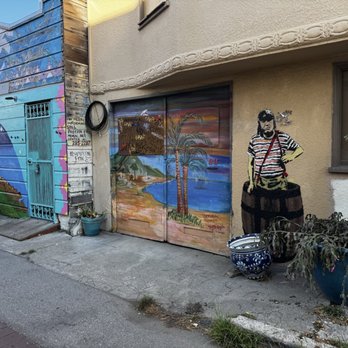 BALMY STREET MURALS - Updated October 2025 - 887 Photos & 123 Reviews ...