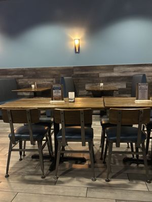 CRAFT 60 TAPHOUSE & GRILL - Updated August 2025 - 188 Photos & 144 ...