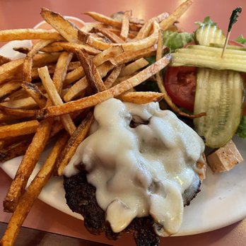 THE RUSTY LANTERN DINER - Updated September 2025 - 121 Photos & 110 ...