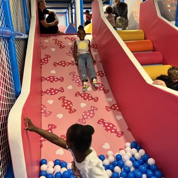 CANDY WONDERLAND - Updated March 2025 - 49 Photos & 39 Reviews - 14406 ...