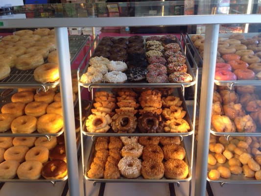 L A DONUTS - Updated July 2025 - 1012 W Rosecrans Ave, Gardena ...