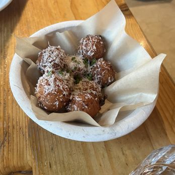 TOP HATTERS KITCHEN AND BAR - Updated May 2025 - 2183 Photos & 739 ...
