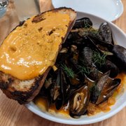 LITTLE FOX - 295 Photos & 131 Reviews - 2800 Shenandoah Ave, Saint ...