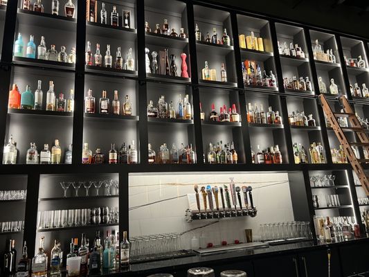 COMMONWEALTH - Updated January 2026 - 120 Photos & 52 Reviews - 11830 W ...