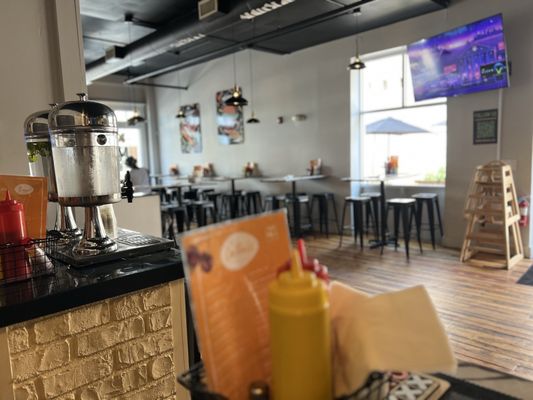 MIC’S KITCHEN - Updated October 2025 - 42 Photos & 34 Reviews - 141 W ...