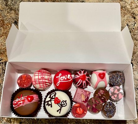 CHOCOMANIA - 42 Photos - 117 N Broadway St, Georgetown, Kentucky ...