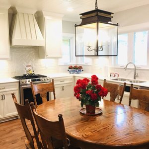 BACK ROW HOME - 14 Photos & 11 Reviews - 8570 Katy Fwy, Houston, Texas ...