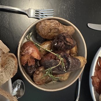 IL MODO - Updated December 2025 - 204 Photos & 145 Reviews - 714 Main ...