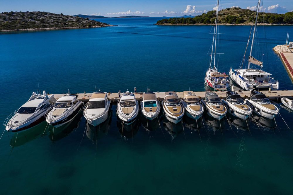 KRISTIJAN ANTIC - Boat Charters - Heinrich-Zille-Straße 5, Gaggenau ...