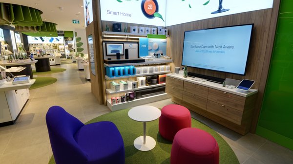 TELUS STORE - Updated August 2025 - 66 Wellington Street W, Toronto ...