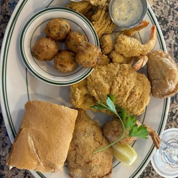 GOODE COMPANY SEAFOOD - Updated December 2024 - 985 Photos & 838 ...