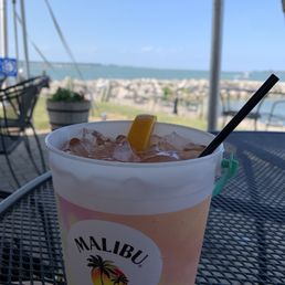 DOCKSIDE CAFE - Updated August 2025 - 232 Photos & 218 Reviews - 611 W ...