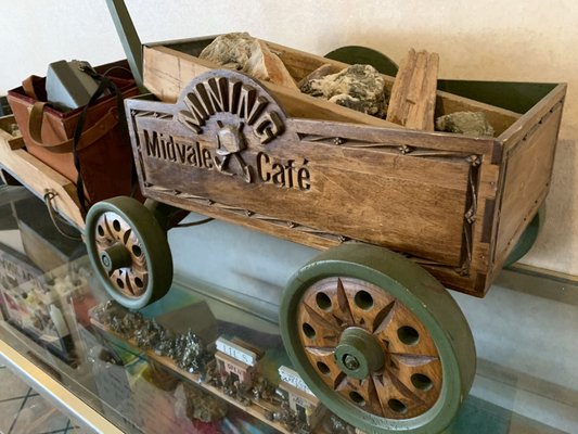 MIDVALE MINING CAFE & CATERING - Updated August 2024 - 241 Photos & 267 ...