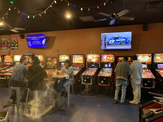 LEVEL ONE BAR + ARCADE - Updated October 2025 - 118 Photos & 117 ...