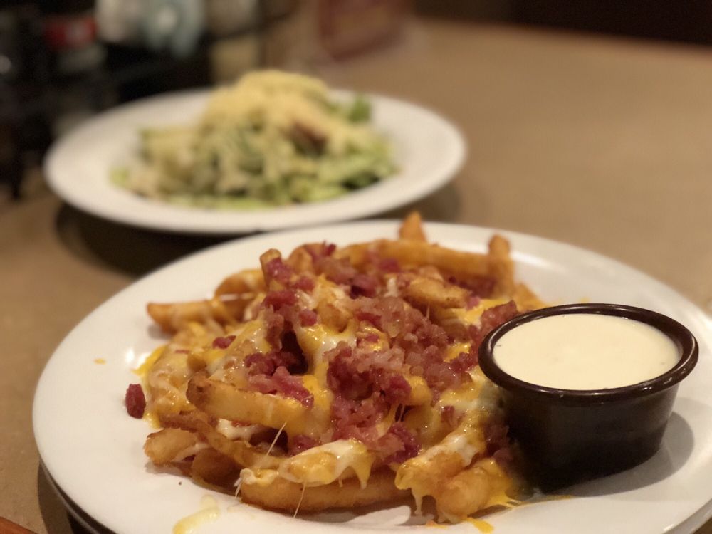 RED ELEPHANT PIZZA & GRILL - 48 Photos & 100 Reviews - 3108 Ross Clark ...