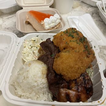 DA KITCHEN MAUI - Updated July 2024 - 6566 Photos & 4679 Reviews - 1215 ...